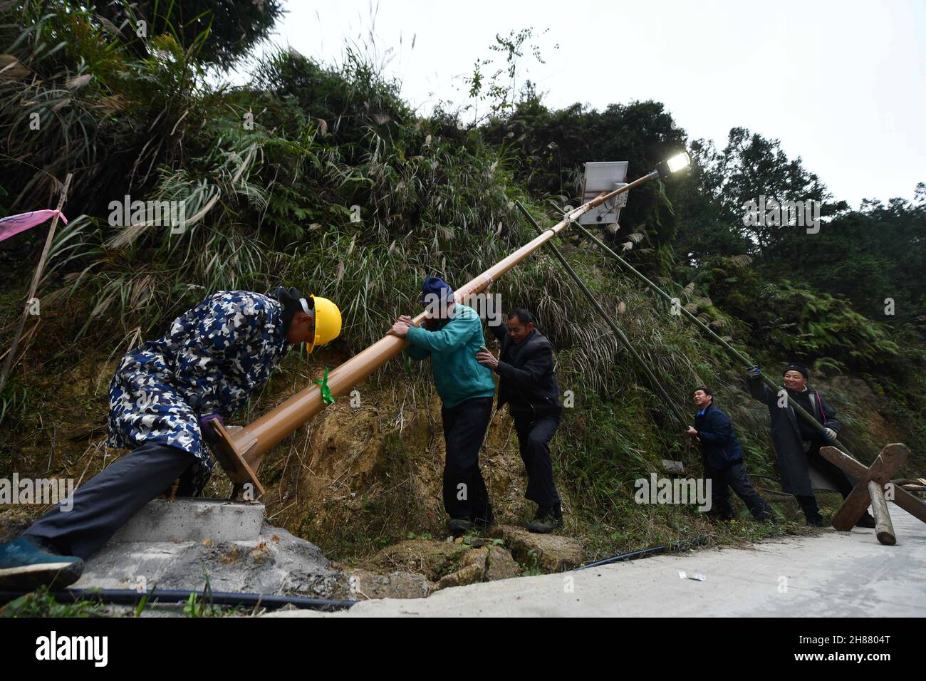 Solar powered street lamp hi-res stock photography and images - Alamy