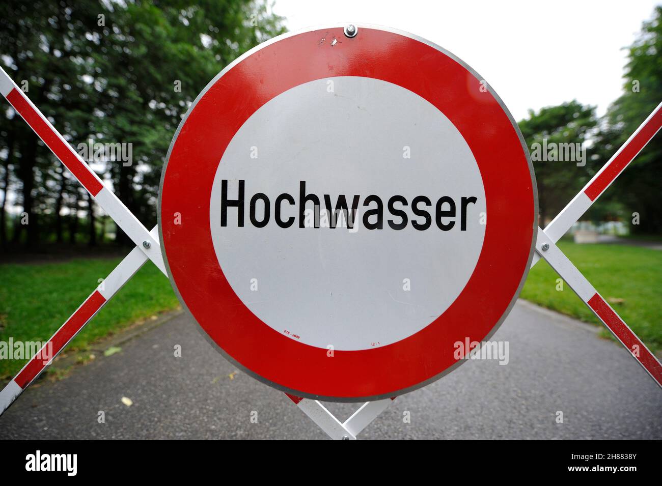 High water sign hi-res stock photography and images - Alamy