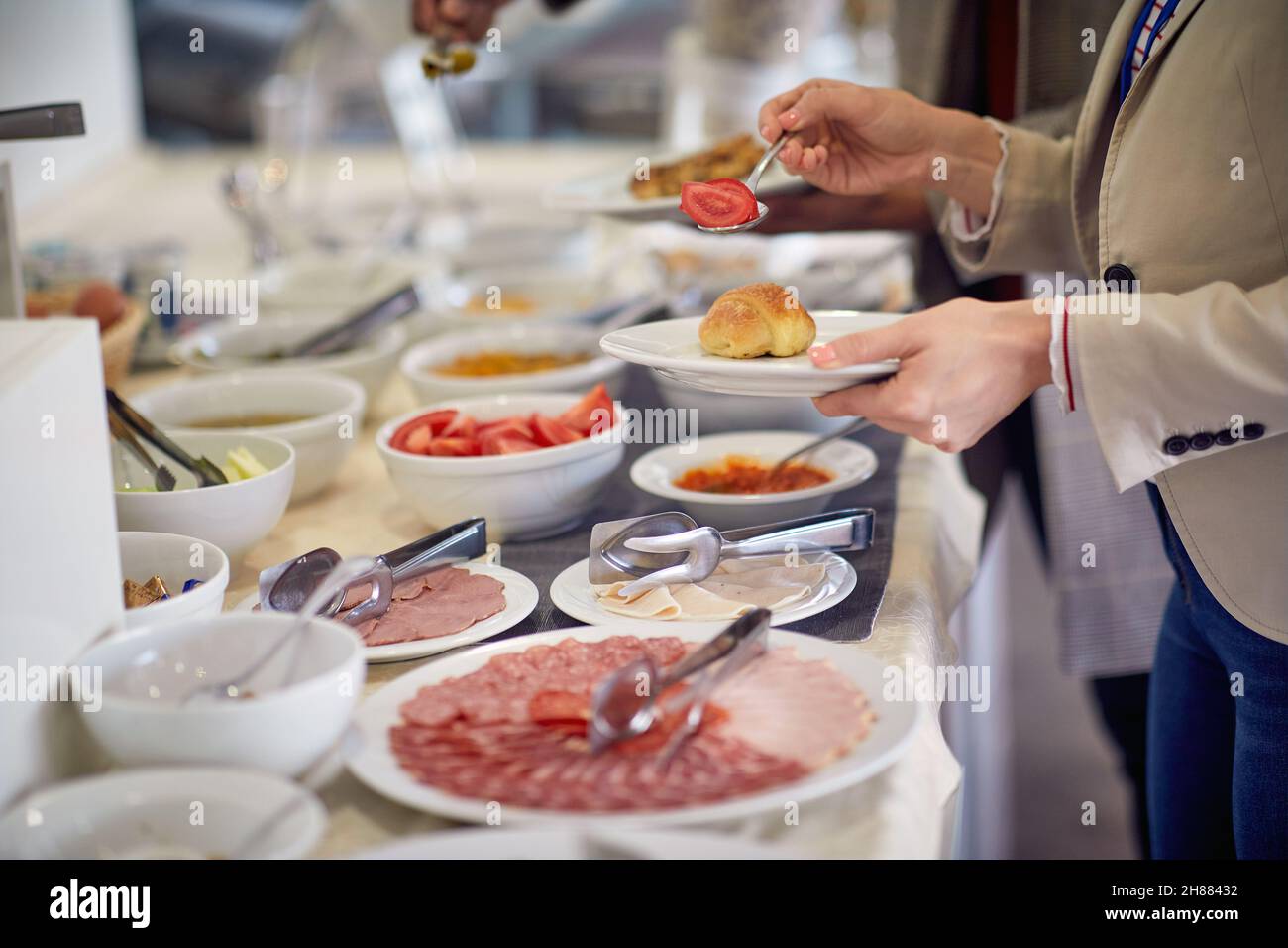 A lunch break in a relaxed atmosphere during a business conference ...