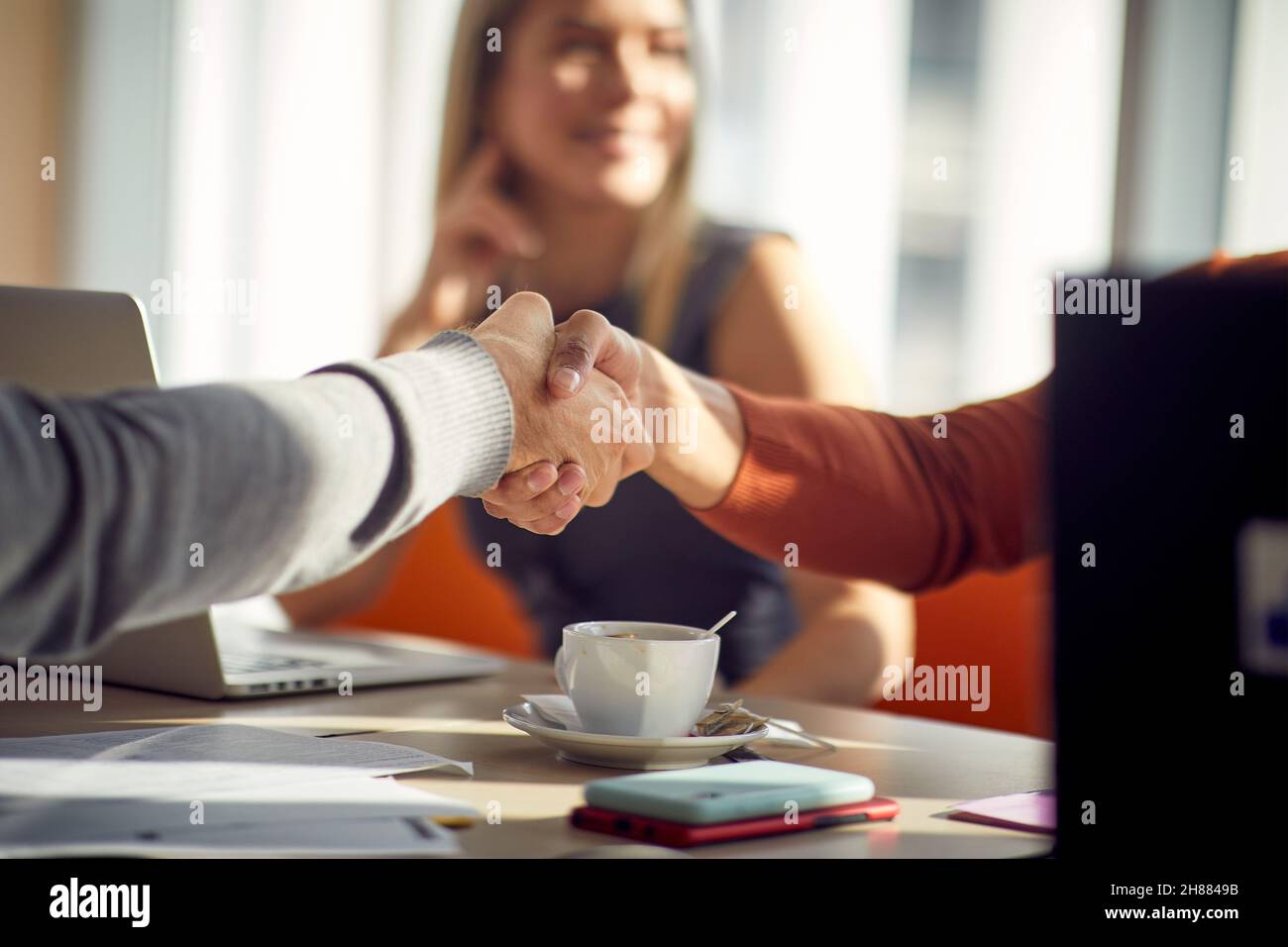 Relaxed interview hi-res stock photography and images - Alamy