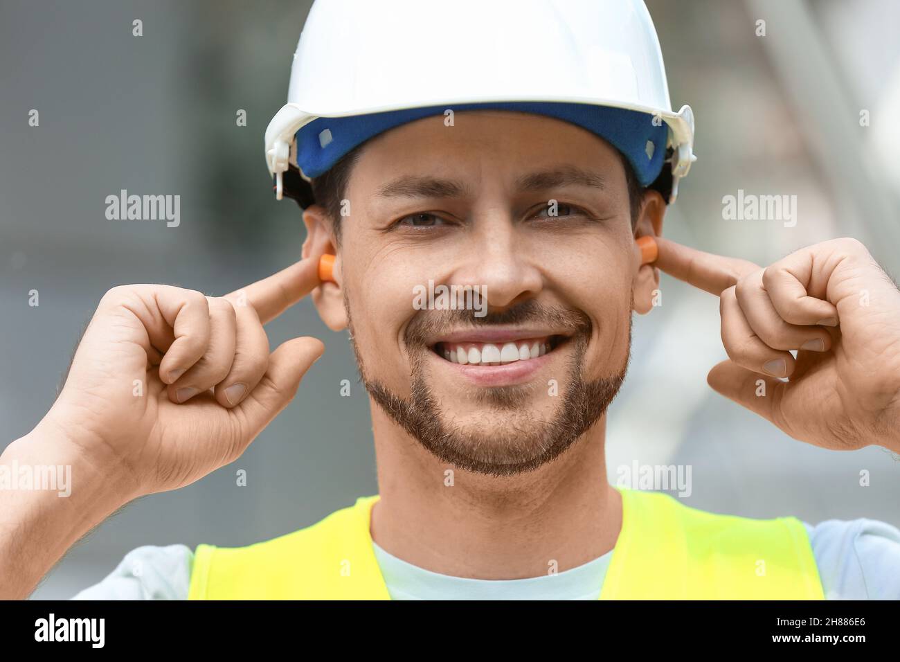 Engineer worker ears protection hi-res stock photography and images - Alamy