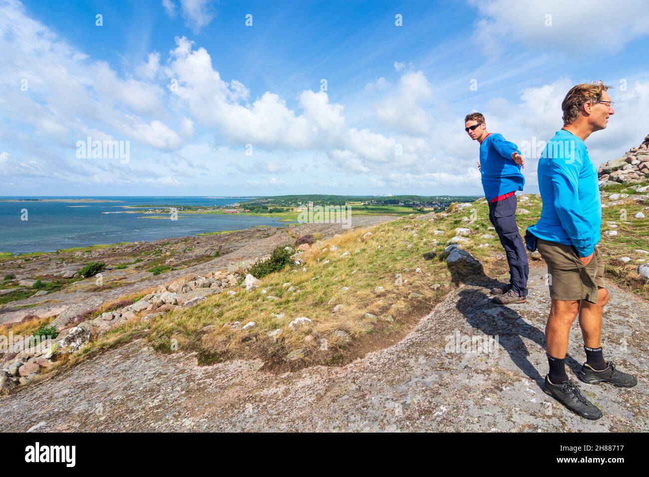 Varberg: Gamla Varberg nature reserve, tourists in strong wind, sea ...