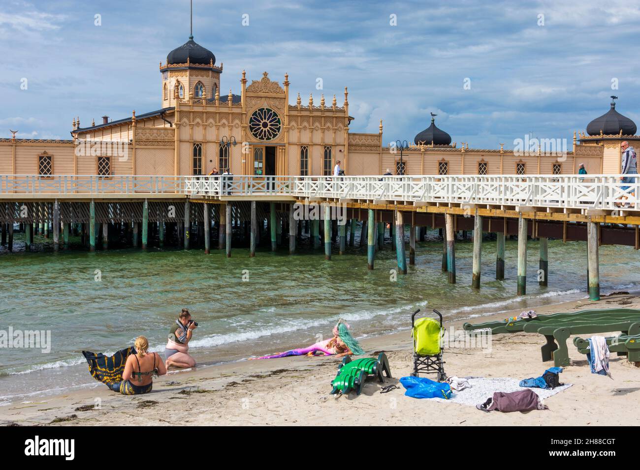 Varberg: spa Kallbadhuset, women doing mermaid photo shooting in ...