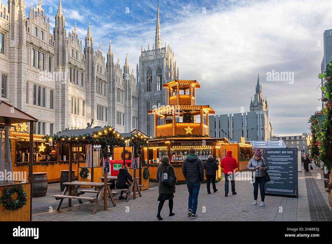 ABERDEEN CITY SCOTLAND BROAD STREET ABERDEEN CHRISTMAS VILLAGE FOOD ...