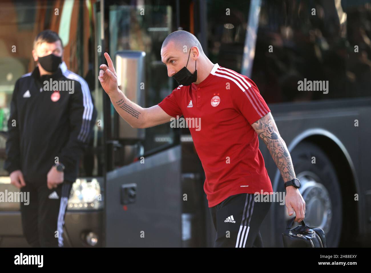 Aberdeen's Scott Brown arrives for the cinch Premiership match at ...
