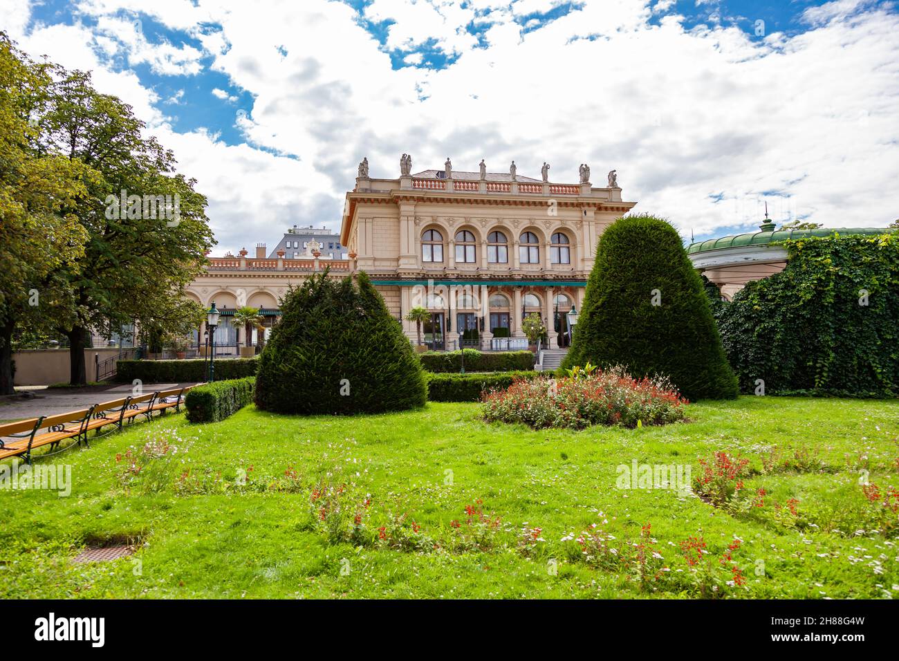 Kursalon vienna hi-res stock photography and images - Alamy