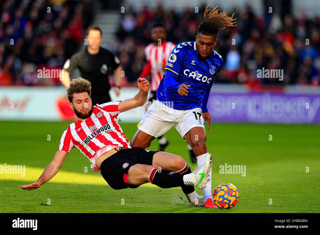 Brentford Community Stadium, London, UK. 28th Nov, 2021. Premier League ...