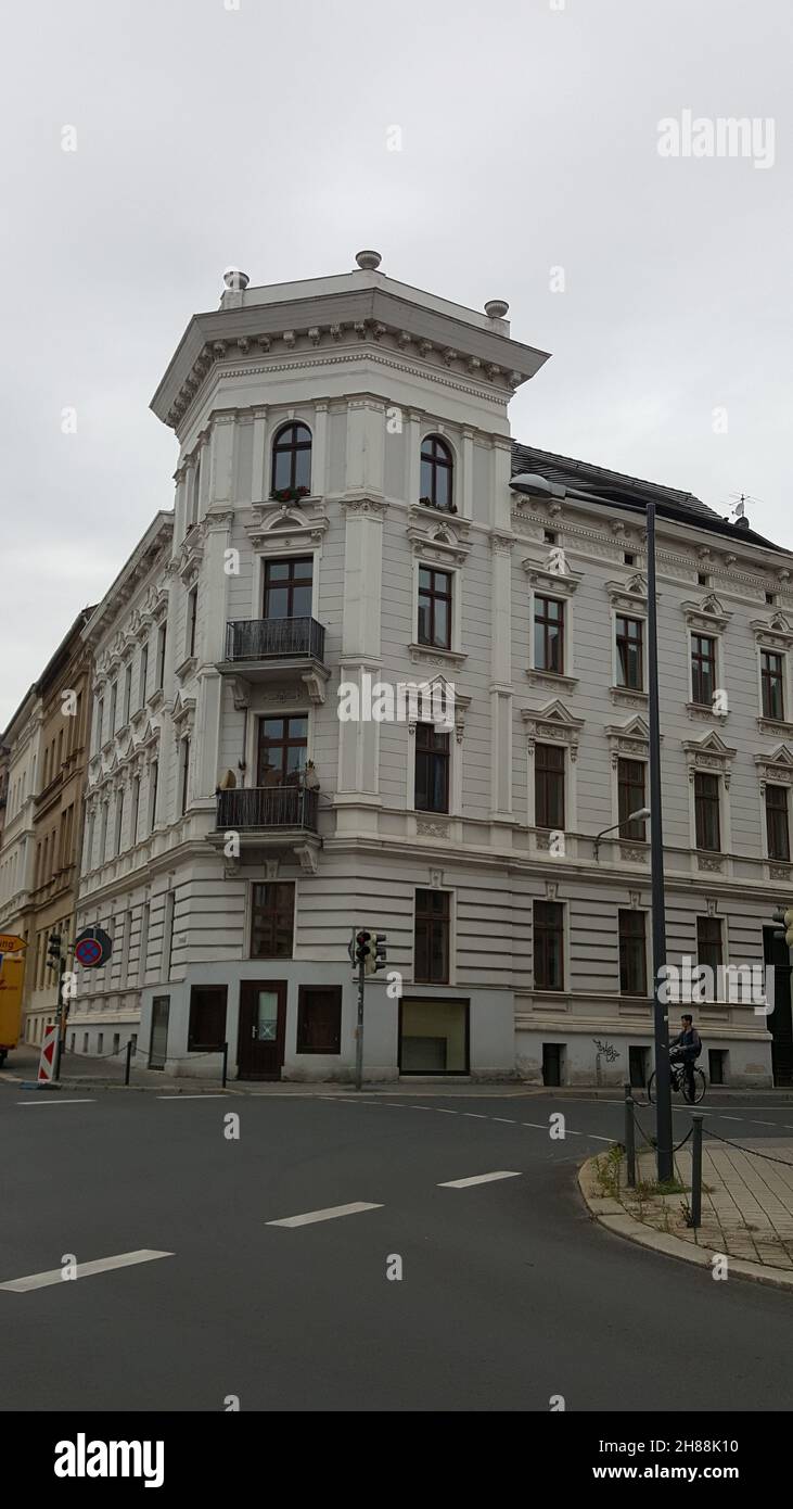 Ddr building hi-res stock photography and images - Alamy