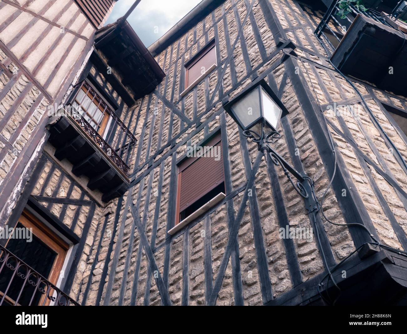 Timber stud wall hi-res stock photography and images - Alamy