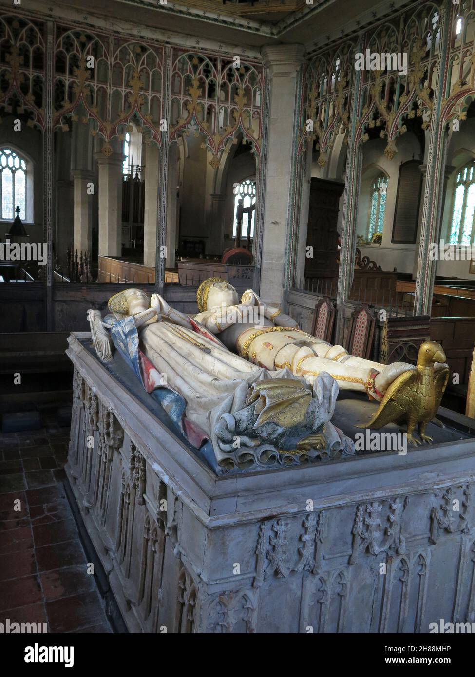 St marys church woodbridge hi-res stock photography and images - Alamy