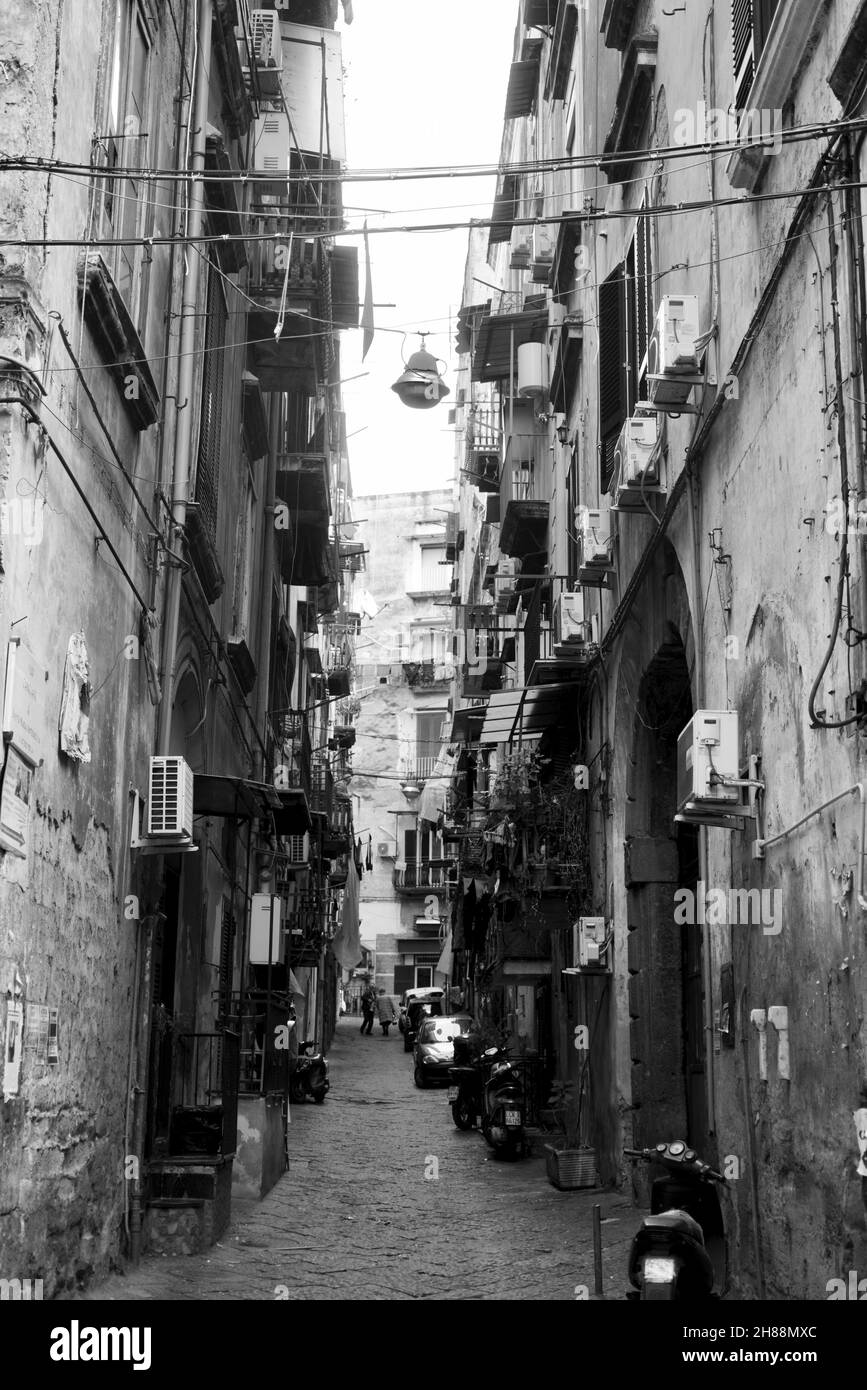 Neapol street hi-res stock photography and images - Alamy
