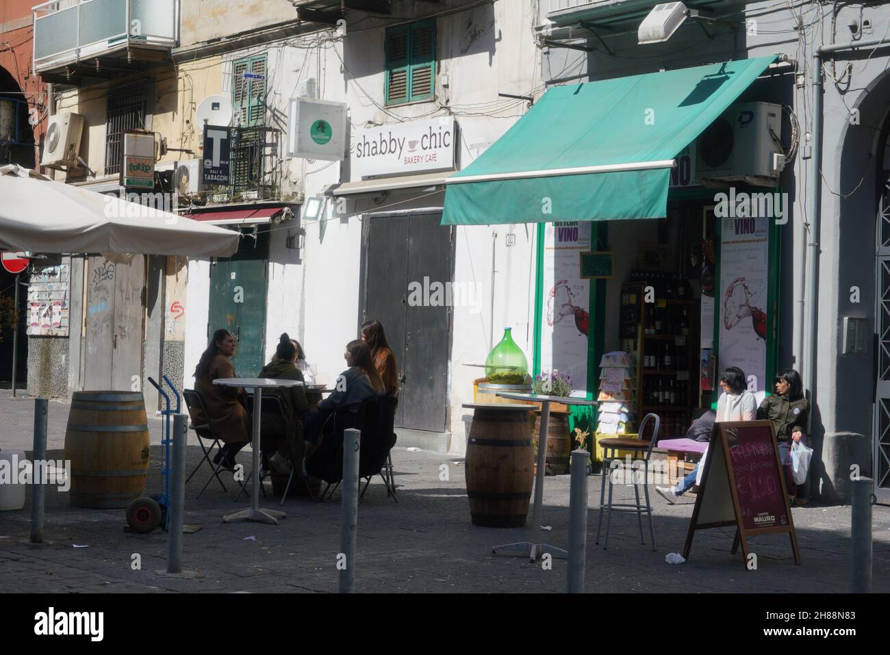 Cafe di napoli hi-res stock photography and images - Alamy