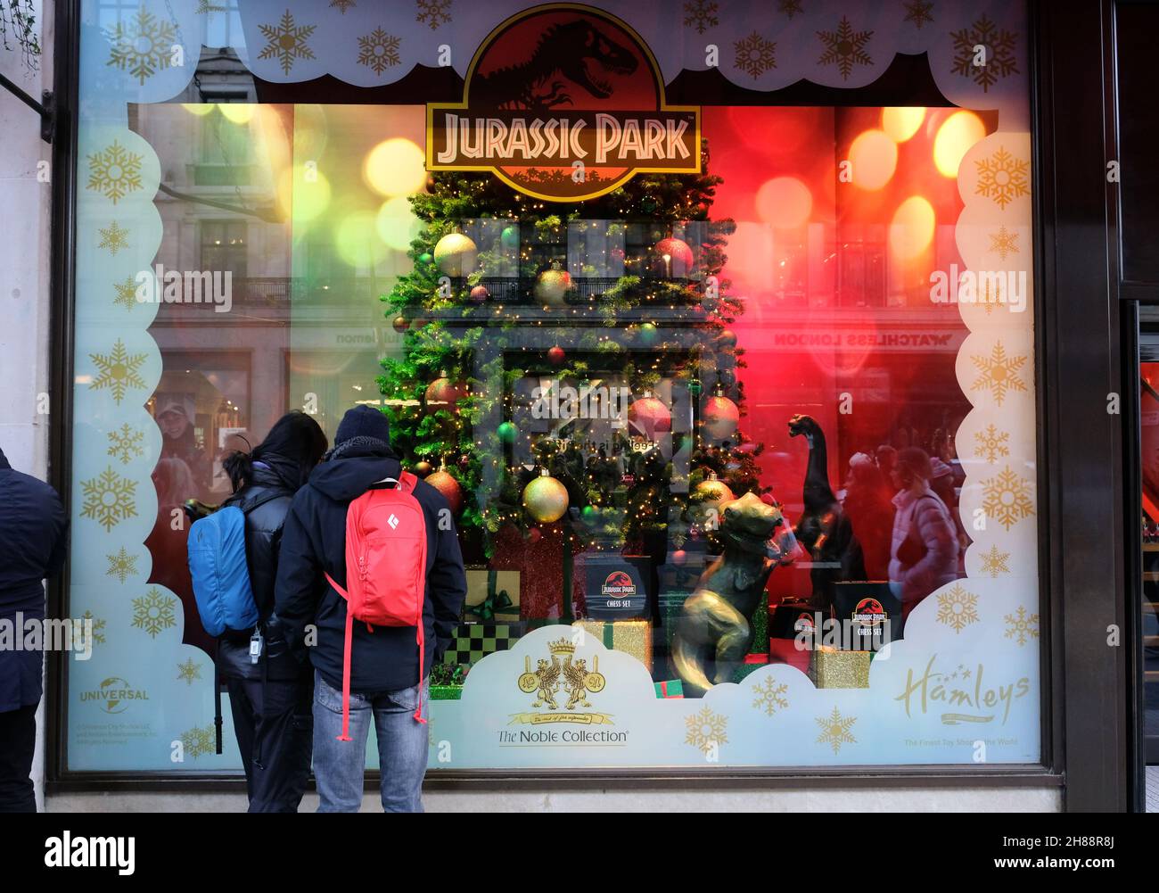 Hamleys london 2021 hi-res stock photography and images - Alamy