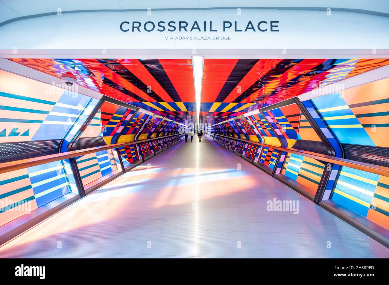 Canary Wharf Crossrail station - Adams Plaza Bridge Stock Photo - Alamy