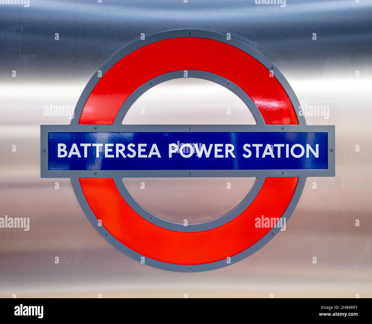 Battersea Power Station Underground Station - Northern Line tube ...