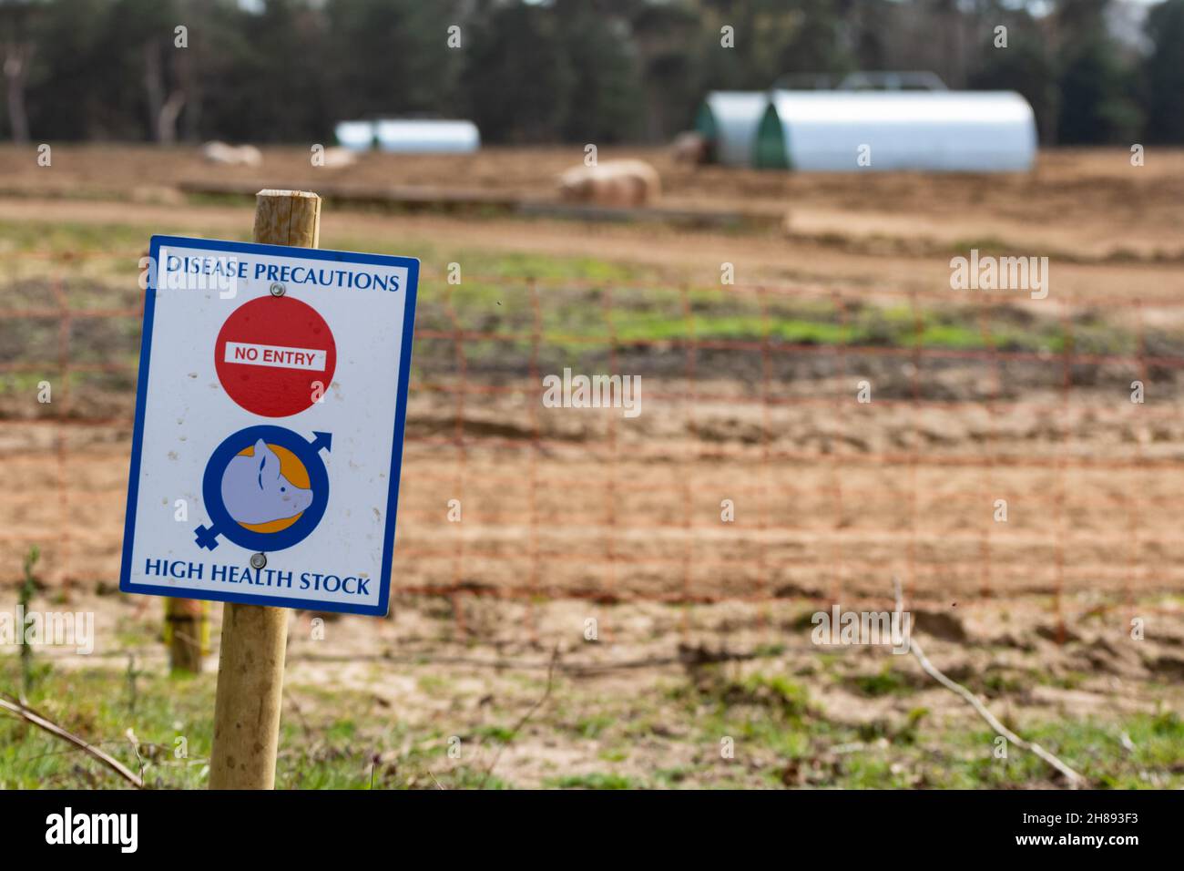 No entry disease precautions sign hi-res stock photography and images ...