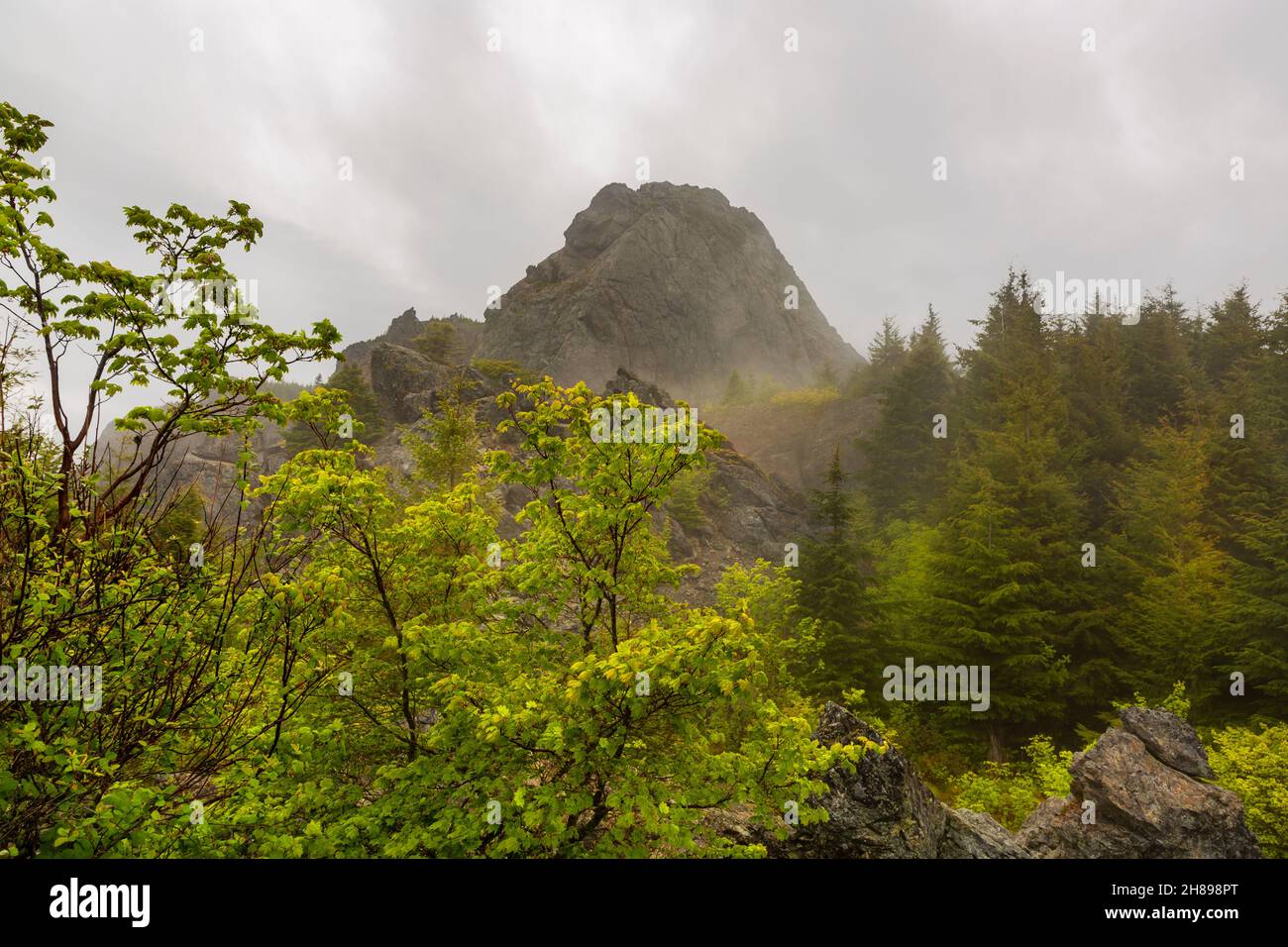 Open pyramid hi-res stock photography and images - Alamy