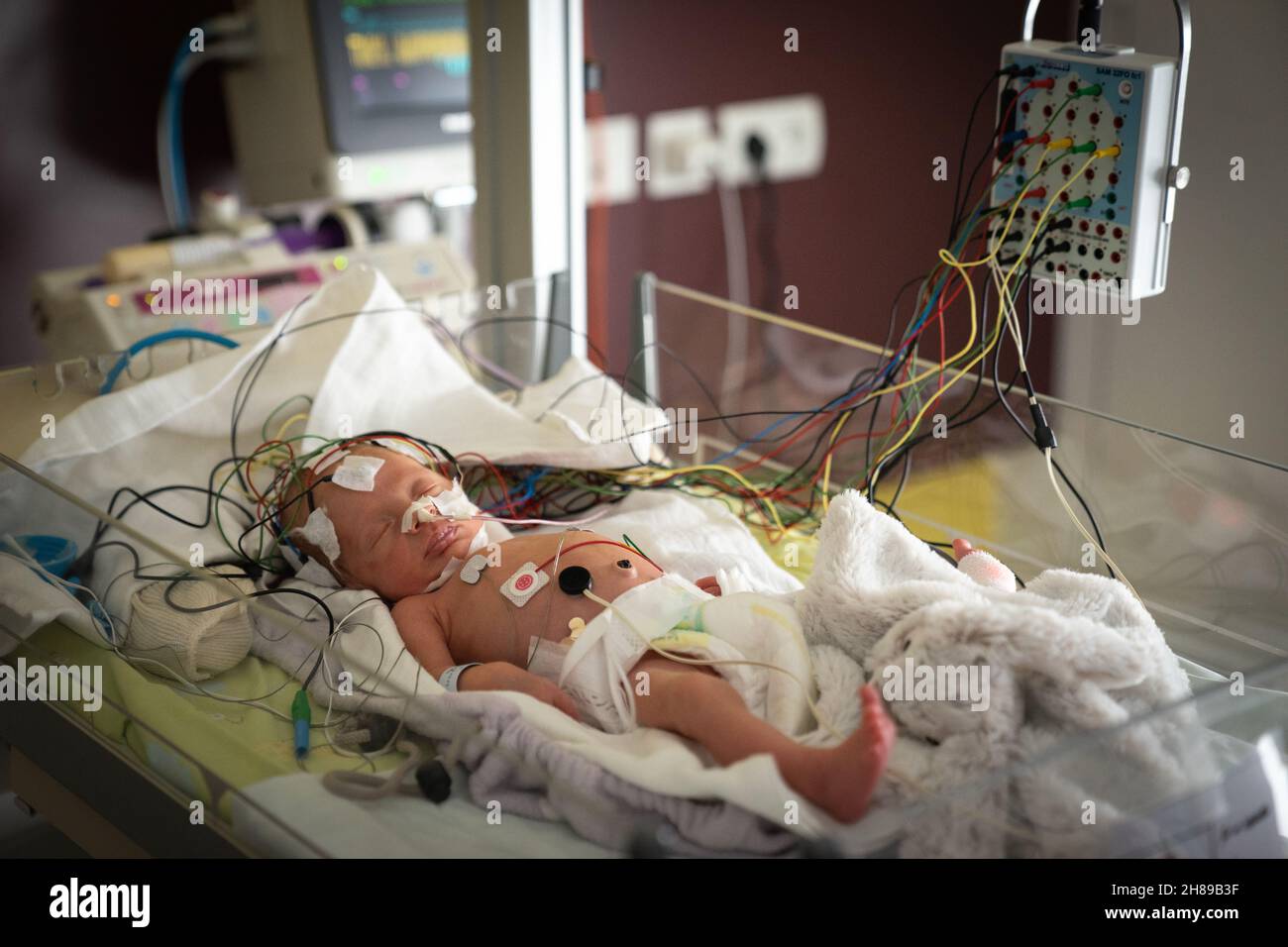 Nursing care hi-res stock photography and images - Alamy