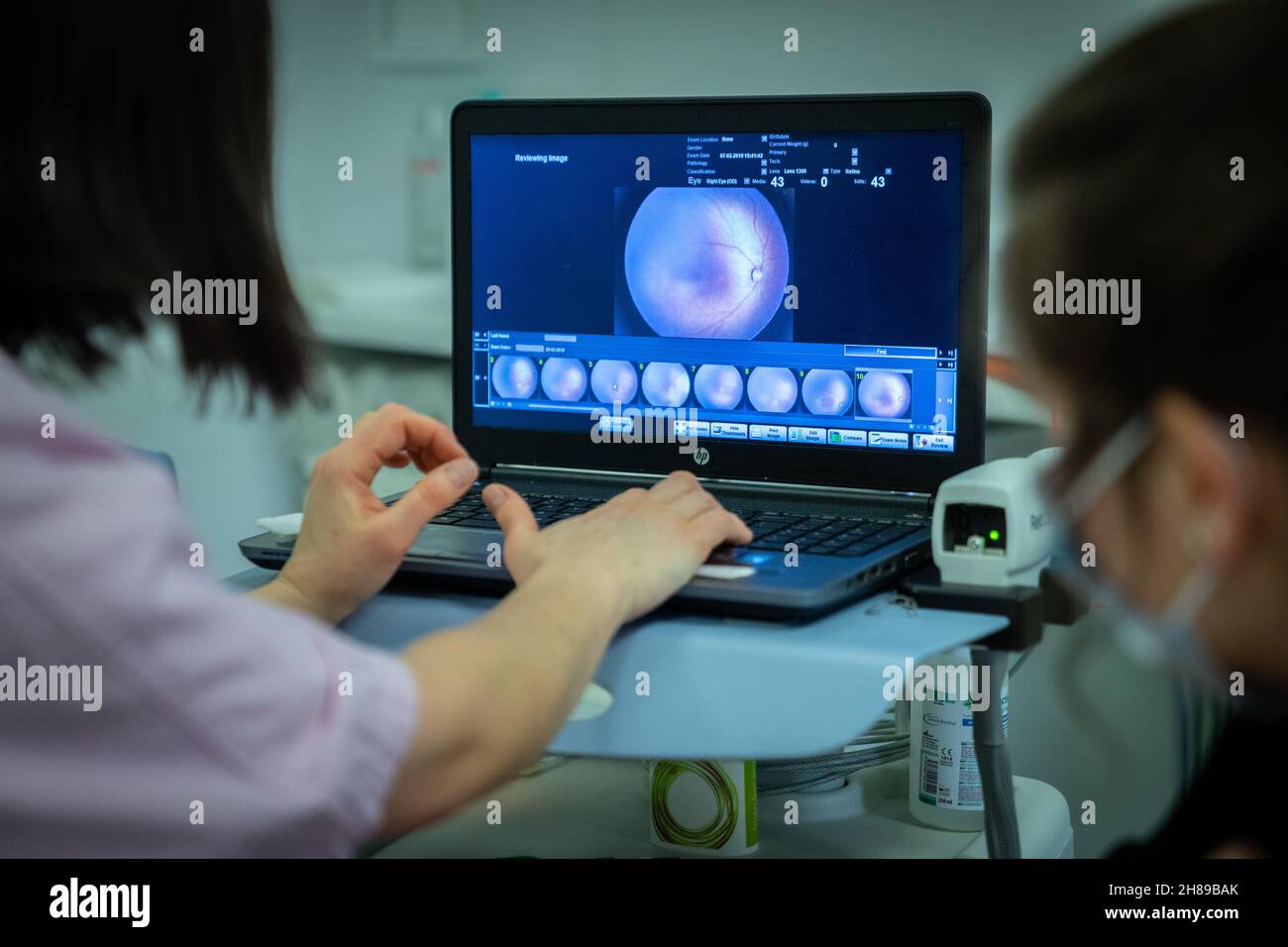 Fundus imaging hi-res stock photography and images - Alamy