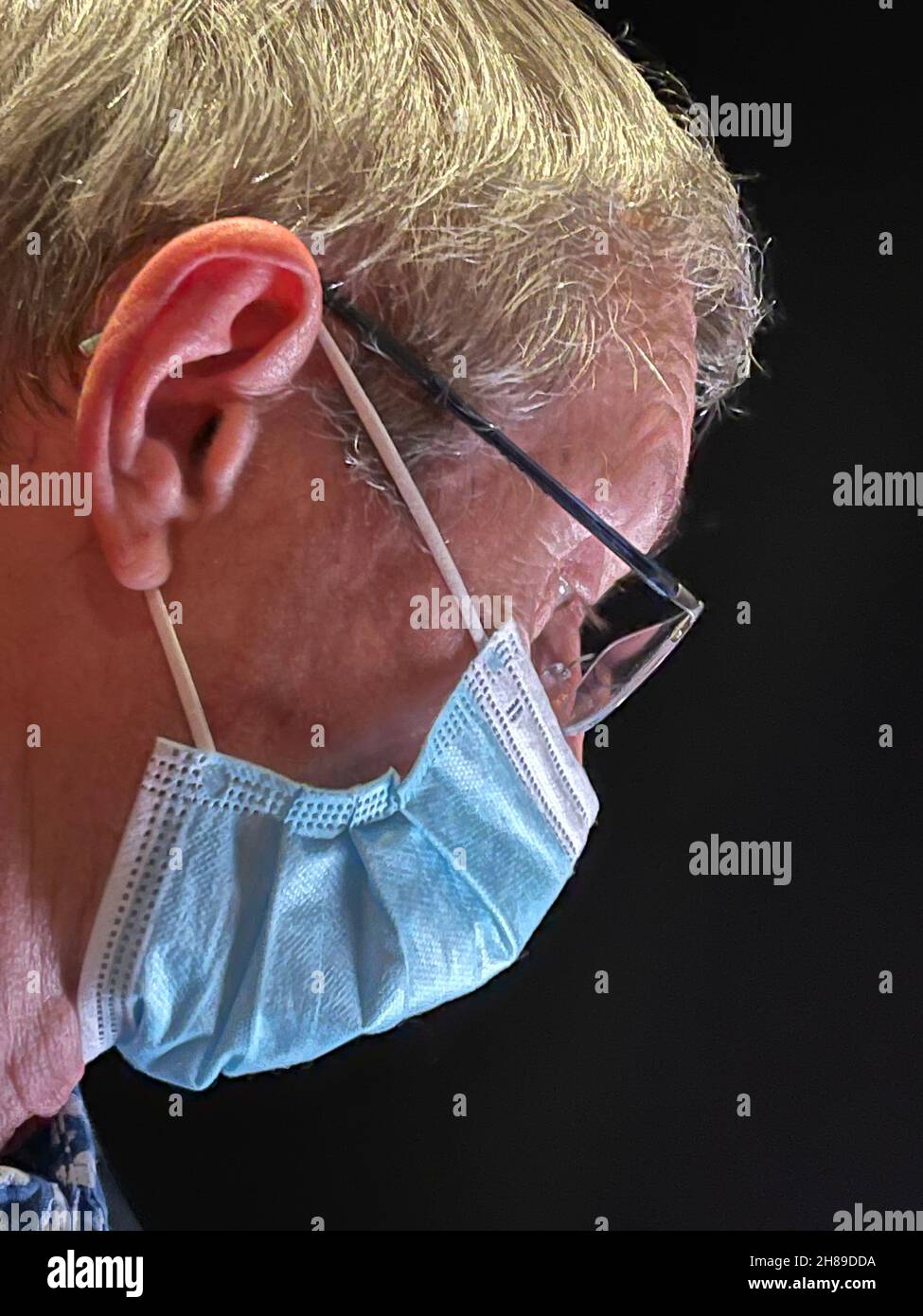 Forehead mask hi-res stock photography and images - Alamy