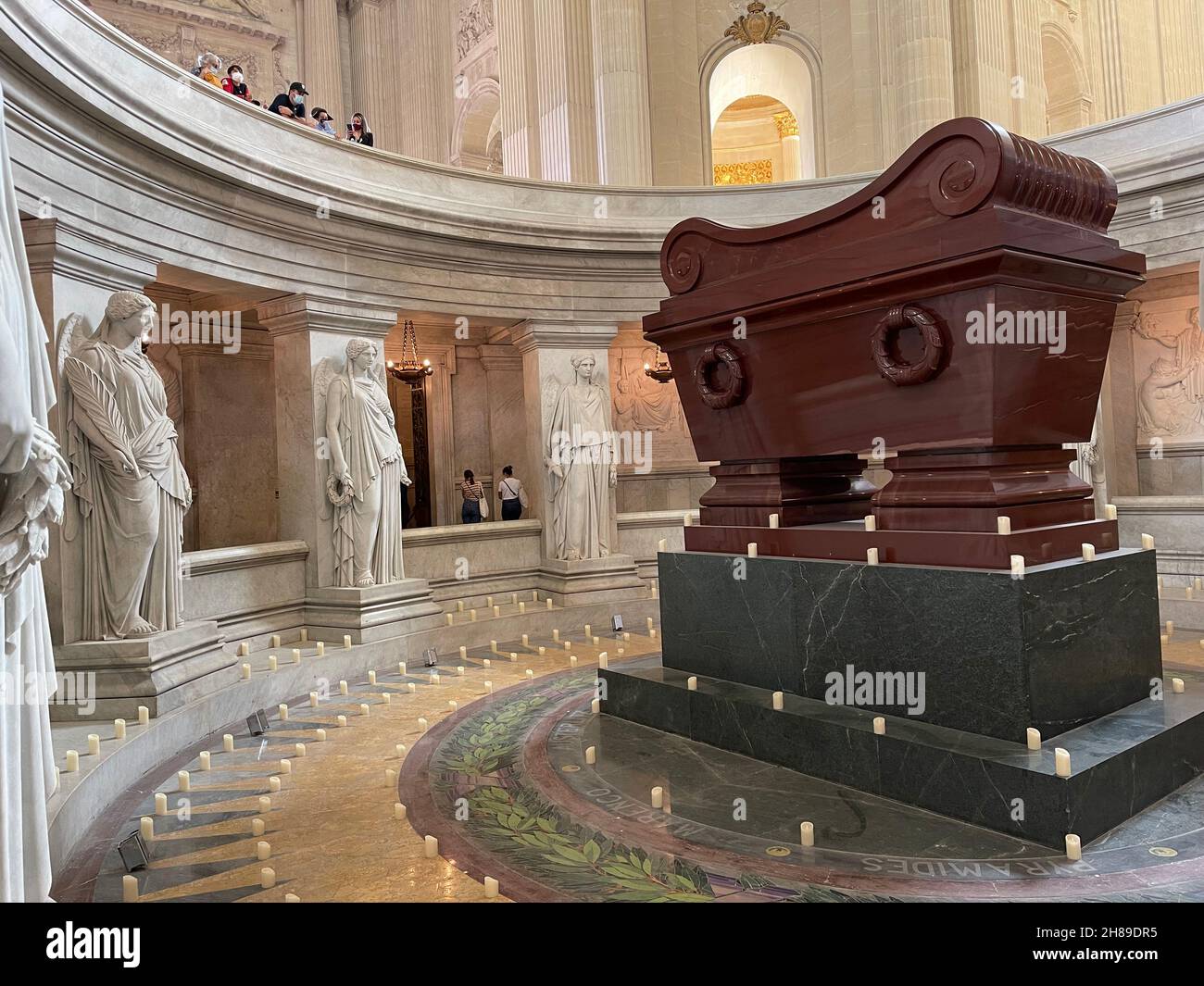 Tomb of napoleon 1st Stock Photo - Alamy