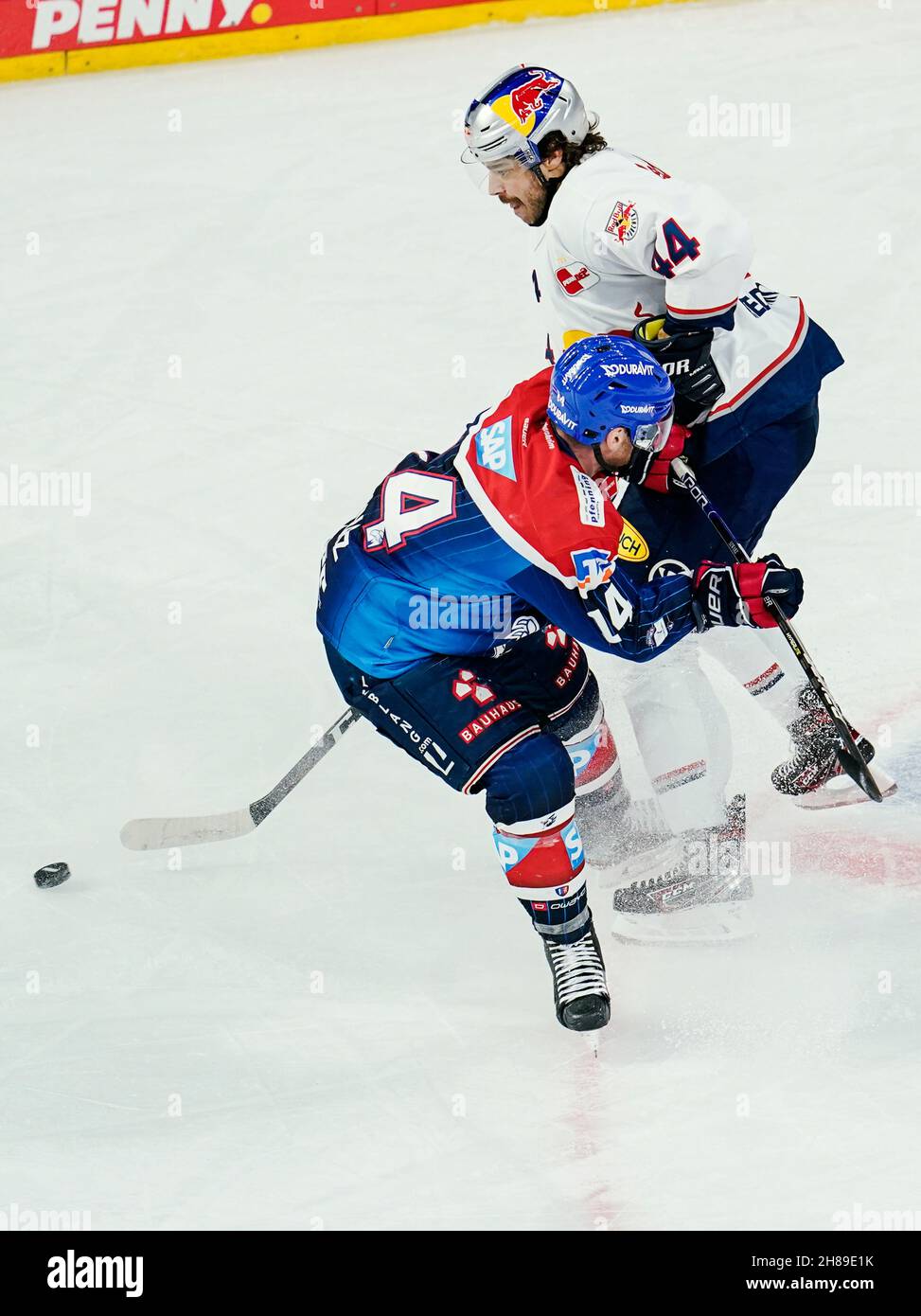 Zach redmond hi-res stock photography and images - Alamy