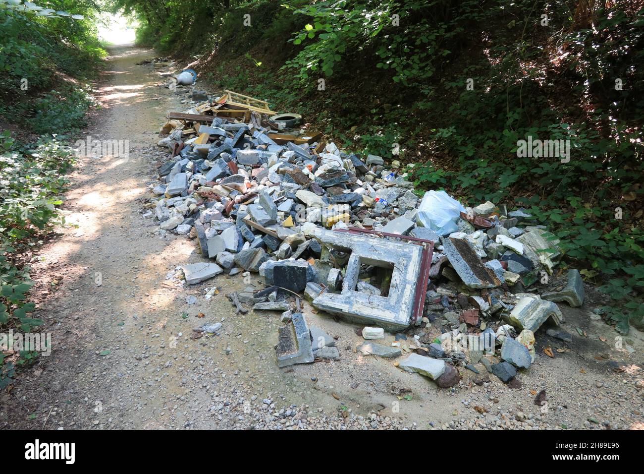 Incivility hi-res stock photography and images - Alamy