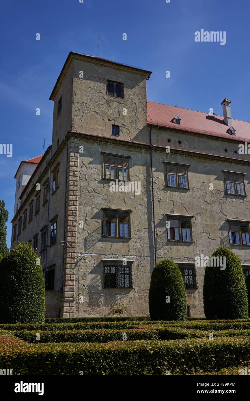 Four winged castle hi-res stock photography and images - Alamy