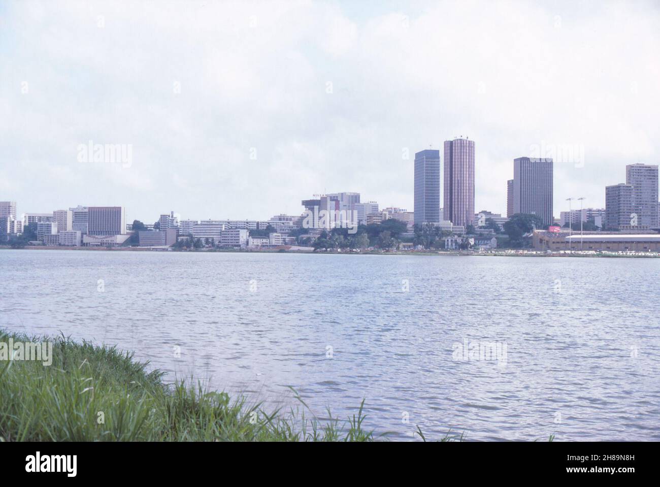 Abidjan, Côte d'Ivoire - Plateau, Sep/Oct 1986. Pyramid building ...