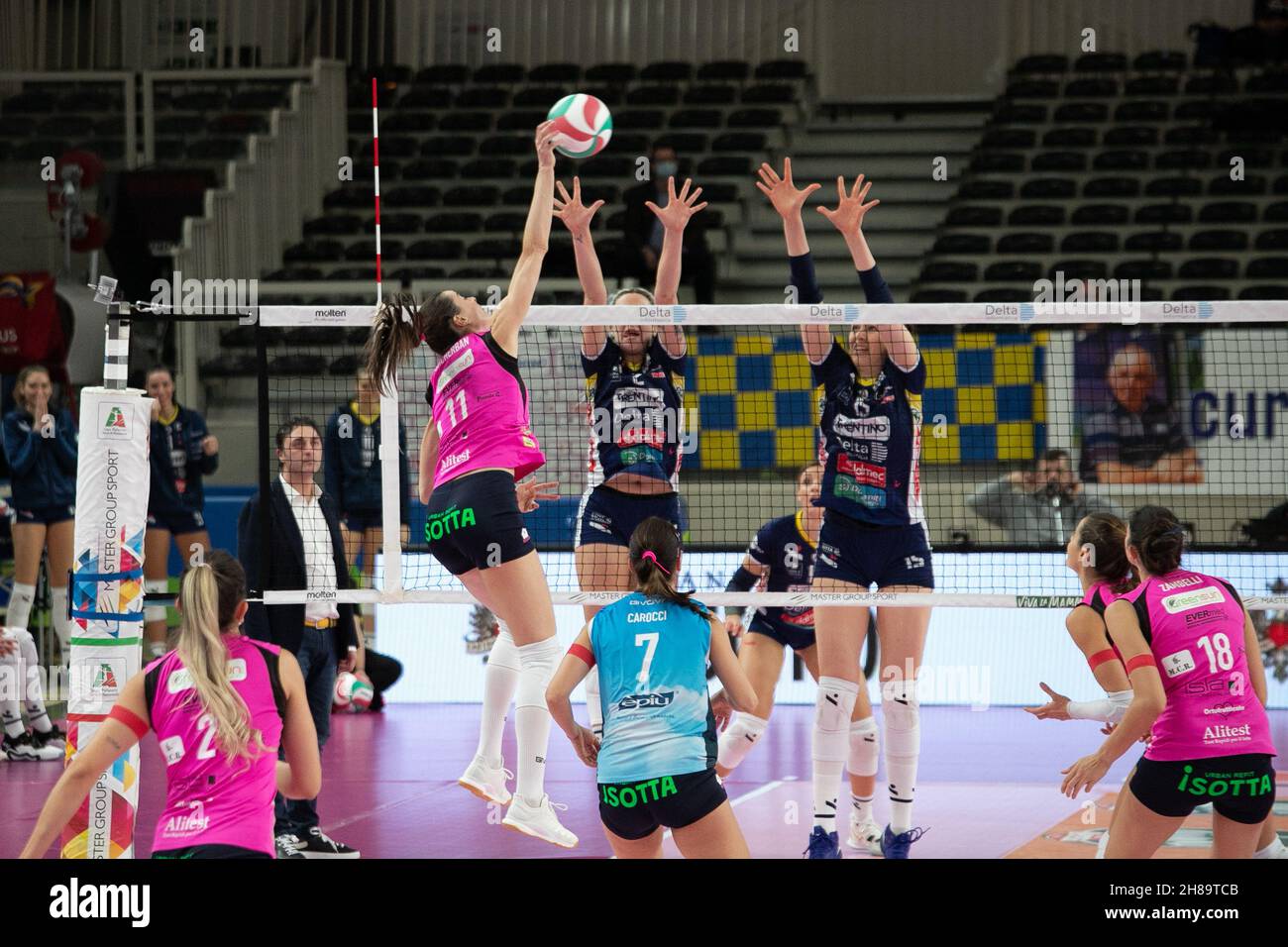 Béatrice berti hi-res stock photography and images - Alamy