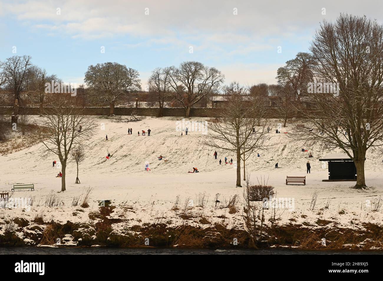 Snow hits the scottish borders hi-res stock photography and images - Alamy