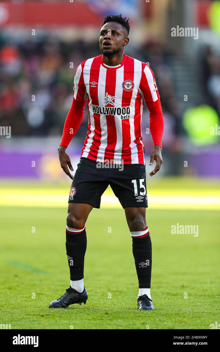 London, UK. 28th Nov, 2021. Frank Onyeka of Brentford in action during ...