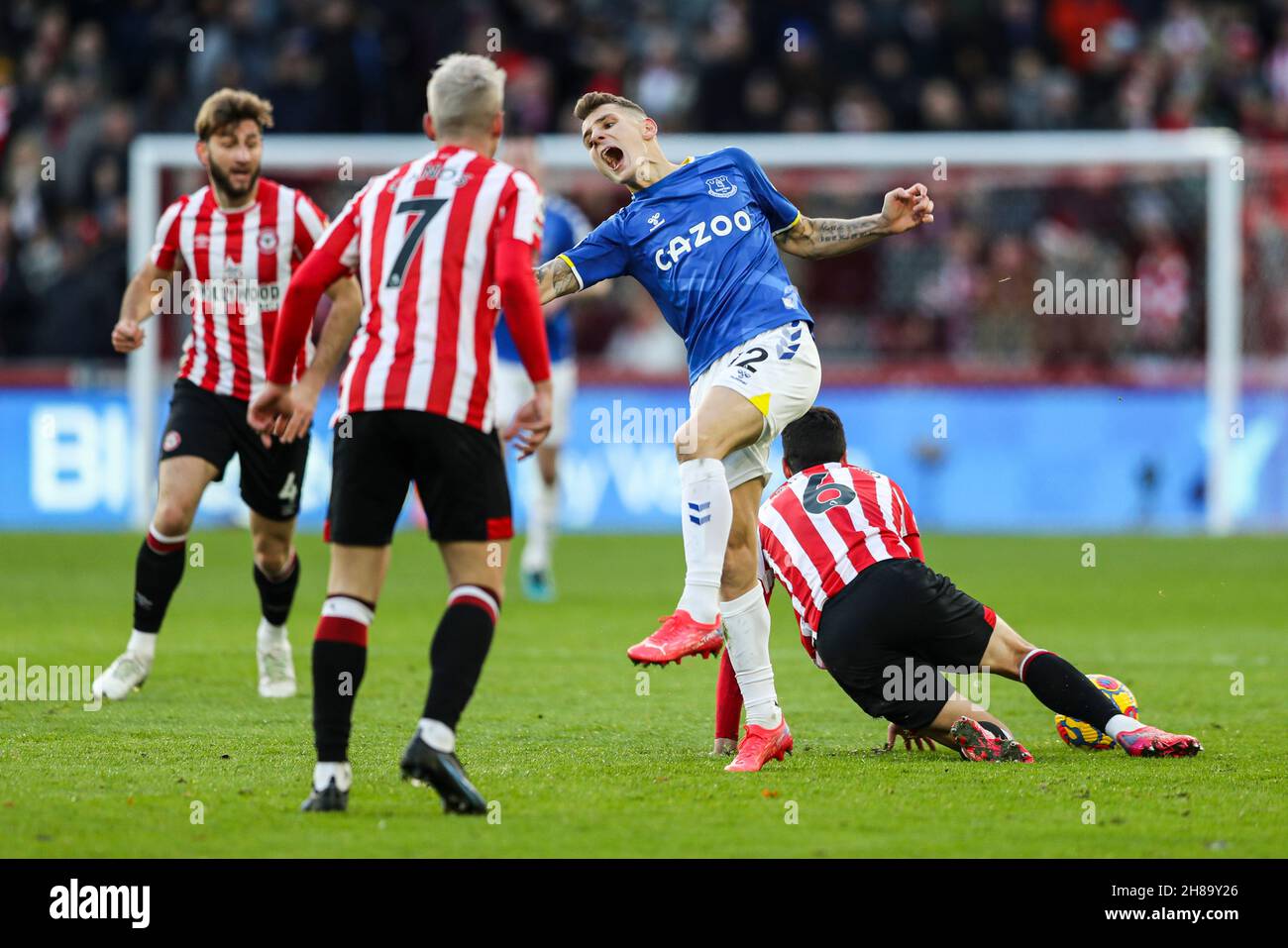 Norgaard brentford tackle hi-res stock photography and images - Alamy
