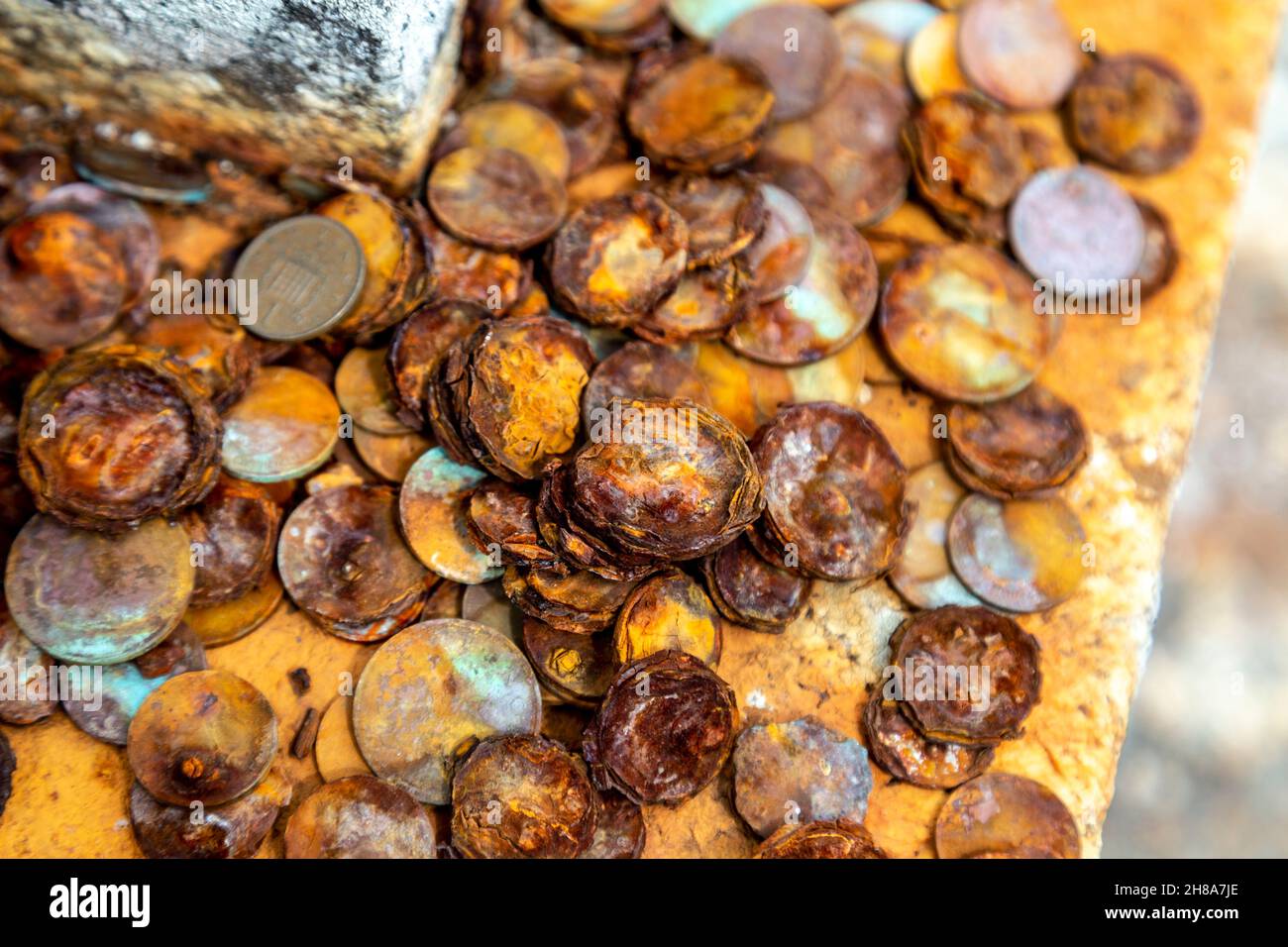 Copper corrosion sea water hi-res stock photography and images - Alamy