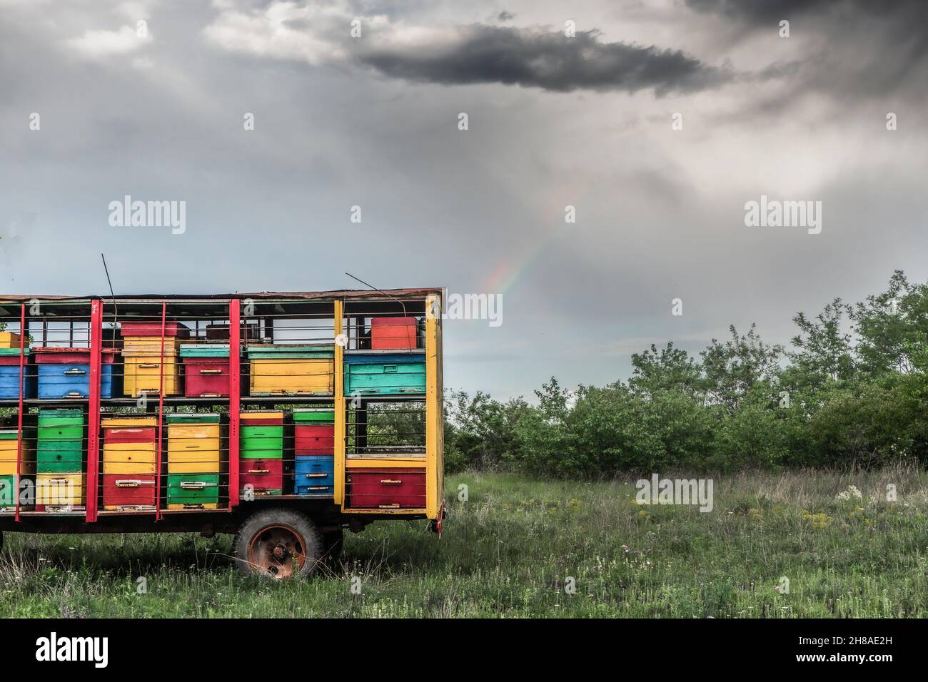 Beehive truck hi-res stock photography and images - Alamy