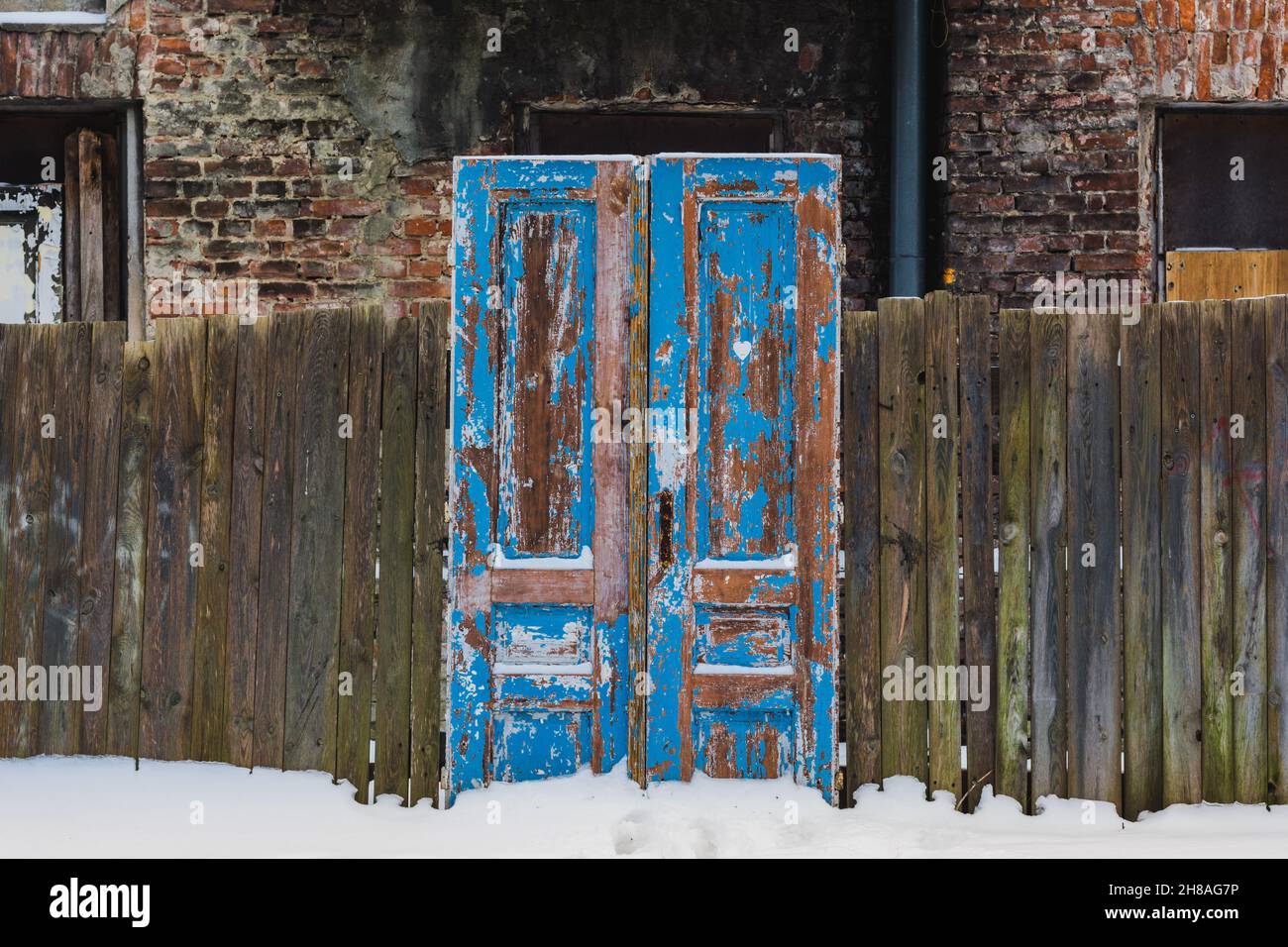Hoarding boards hi-res stock photography and images - Alamy