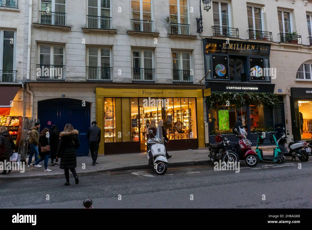 Paris, France, Street Scenes, Christmas in Paris, (Rue Saint Honoré ...