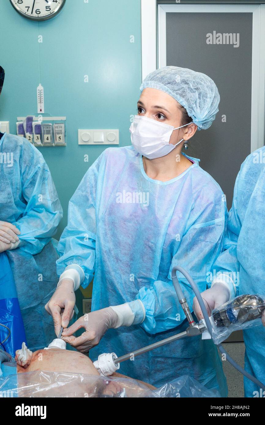 Laparoscopic surgery hi-res stock photography and images - Alamy