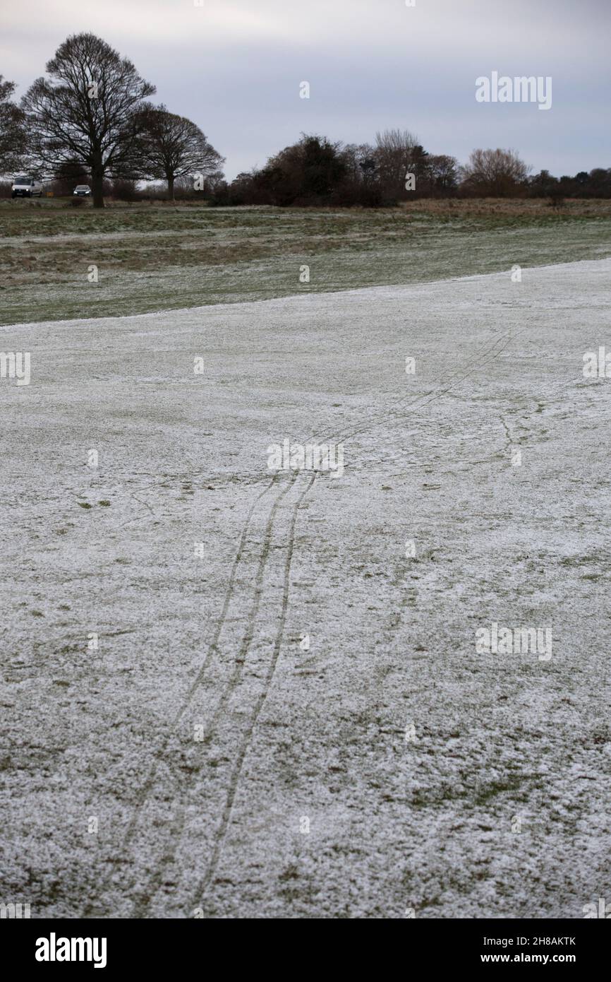 Beverley Westwood common pasture with light dusting of snow on golf ...