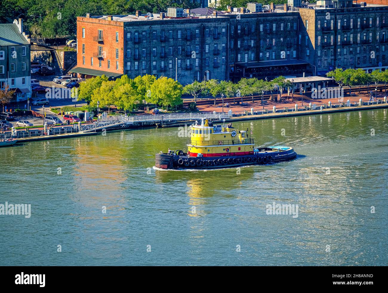 Tugboat tug waterfront hi-res stock photography and images - Alamy