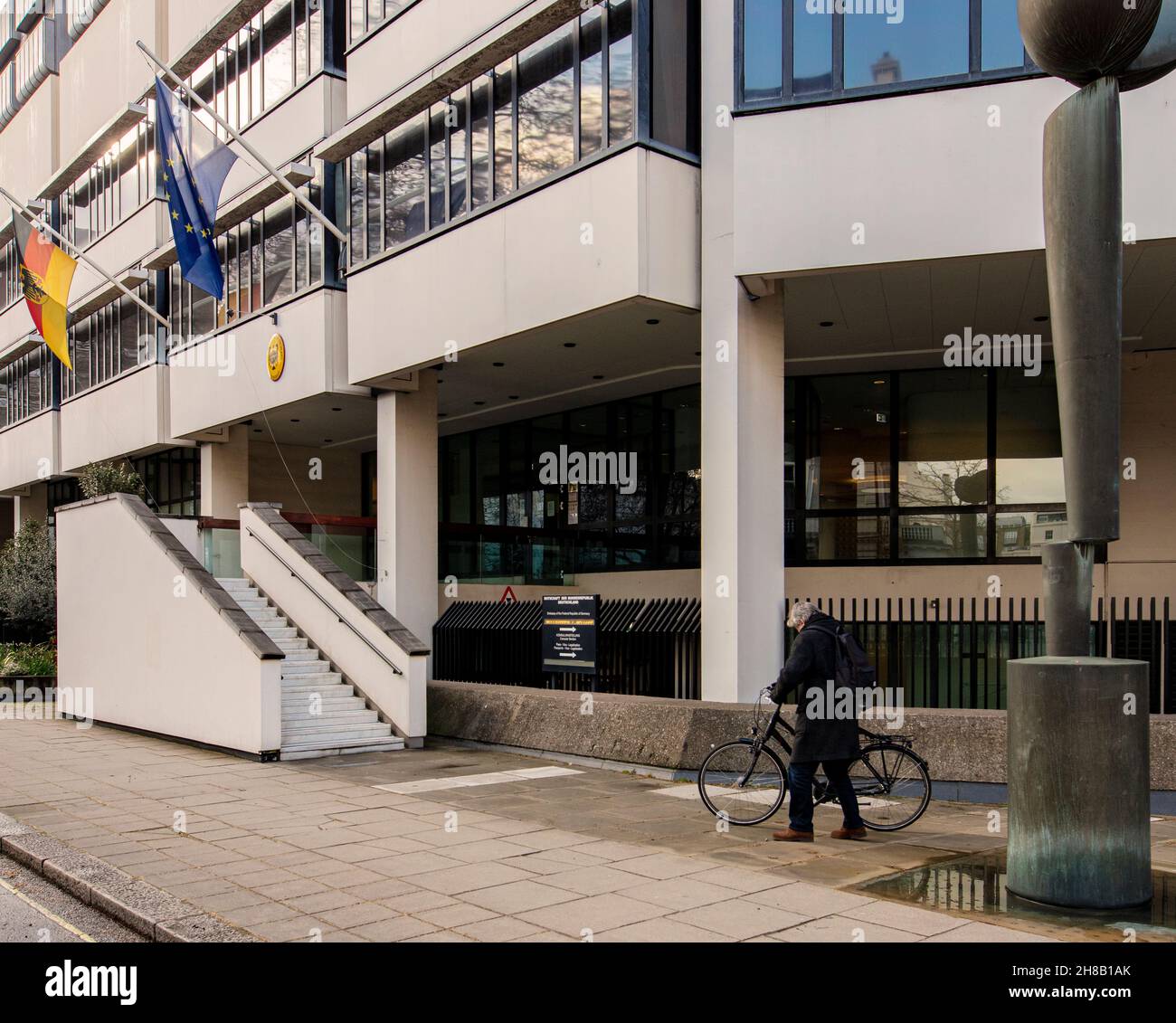 German Embassy in London, 23 Belgrave Square, and Chesham Place ...