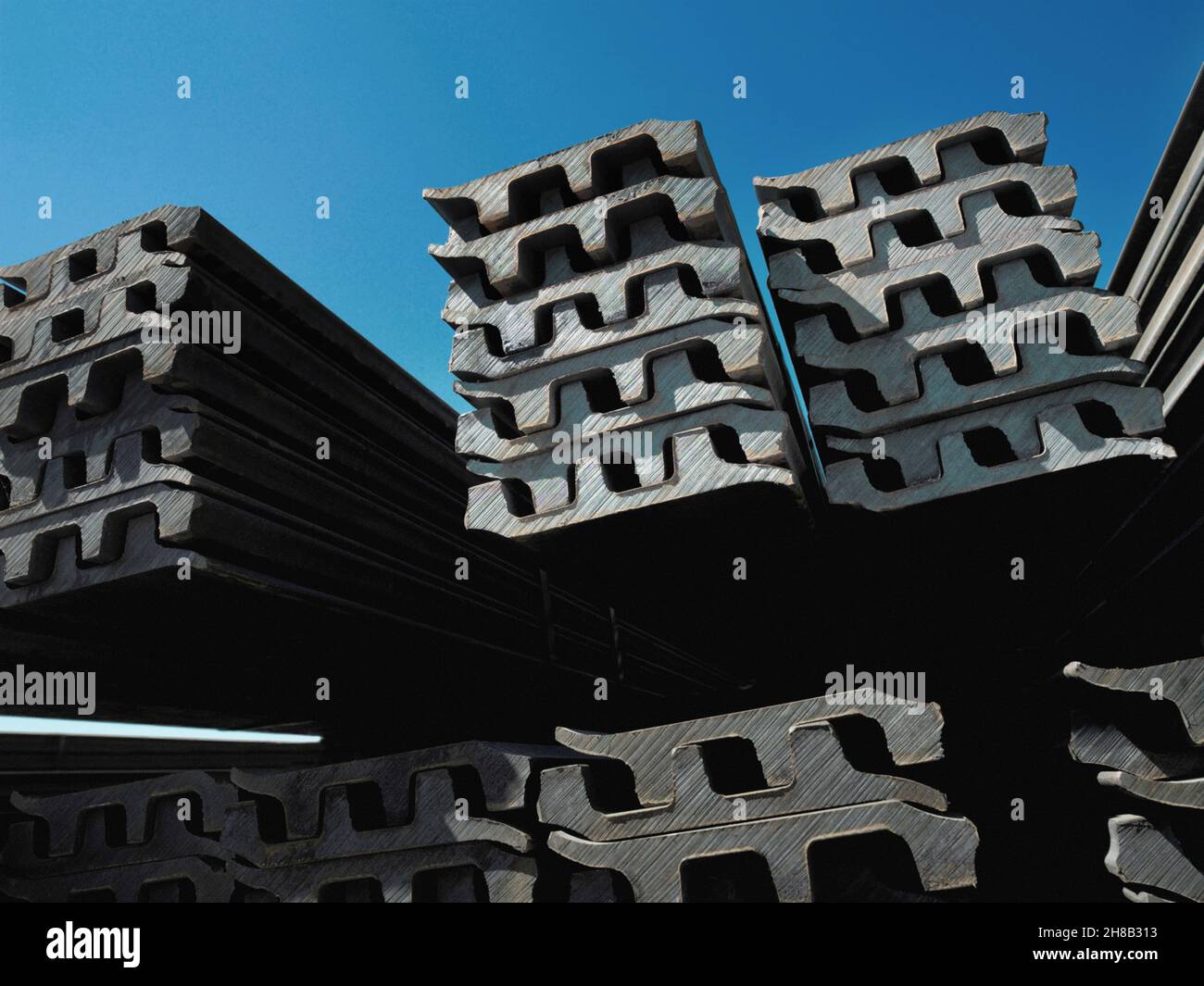 Steel sections hi-res stock photography and images - Alamy