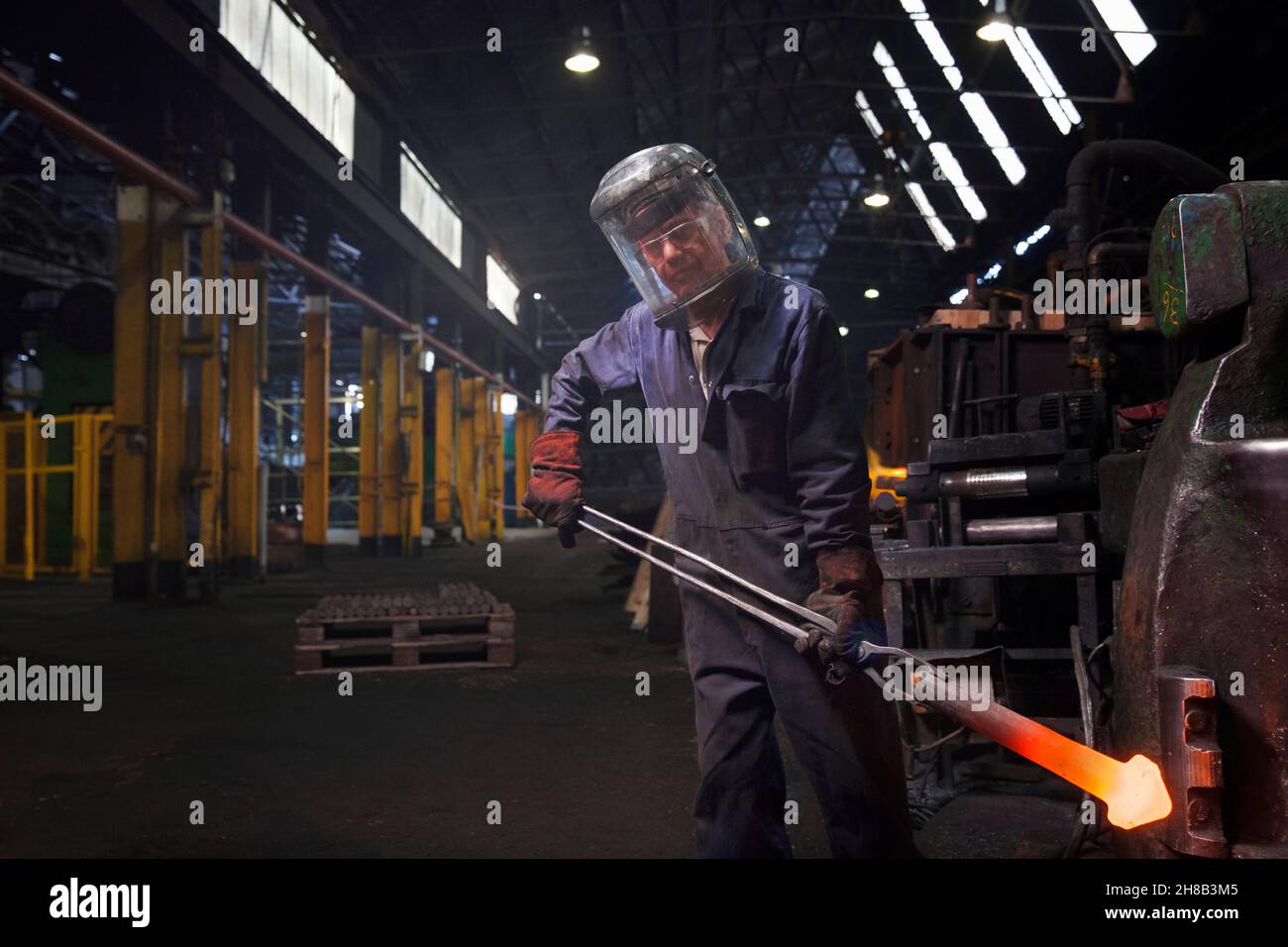 Part forging forging hi-res stock photography and images - Alamy
