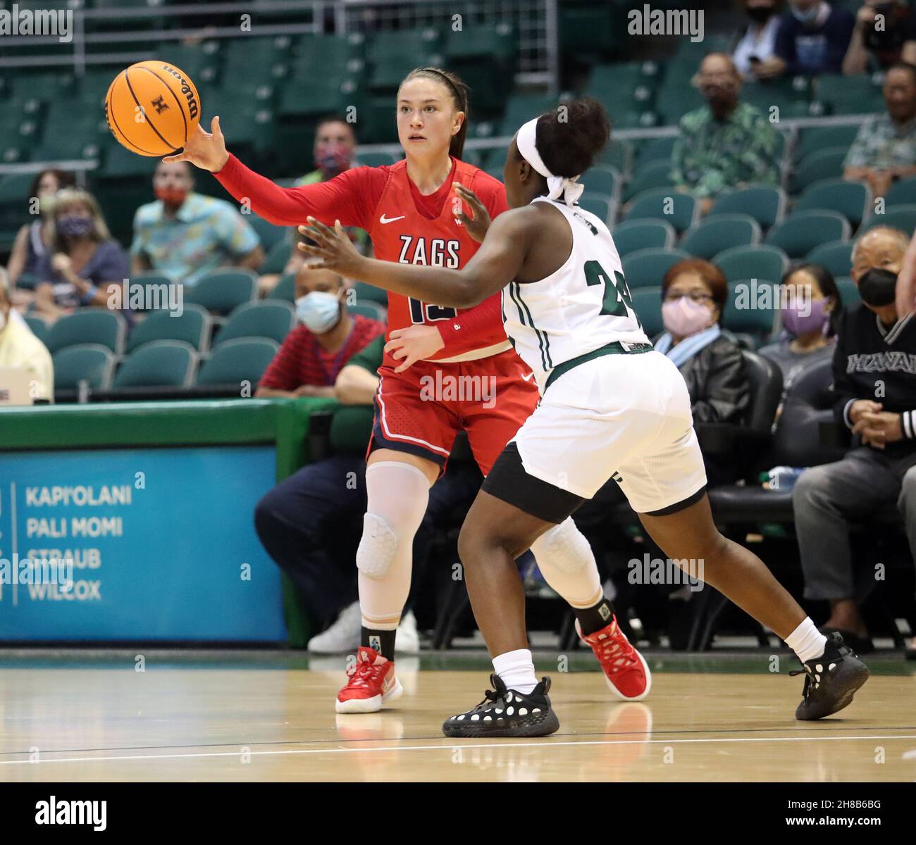 November 28, 2021 -Gonzaga Bulldogs guard Cierra Walker #13 passes the ...