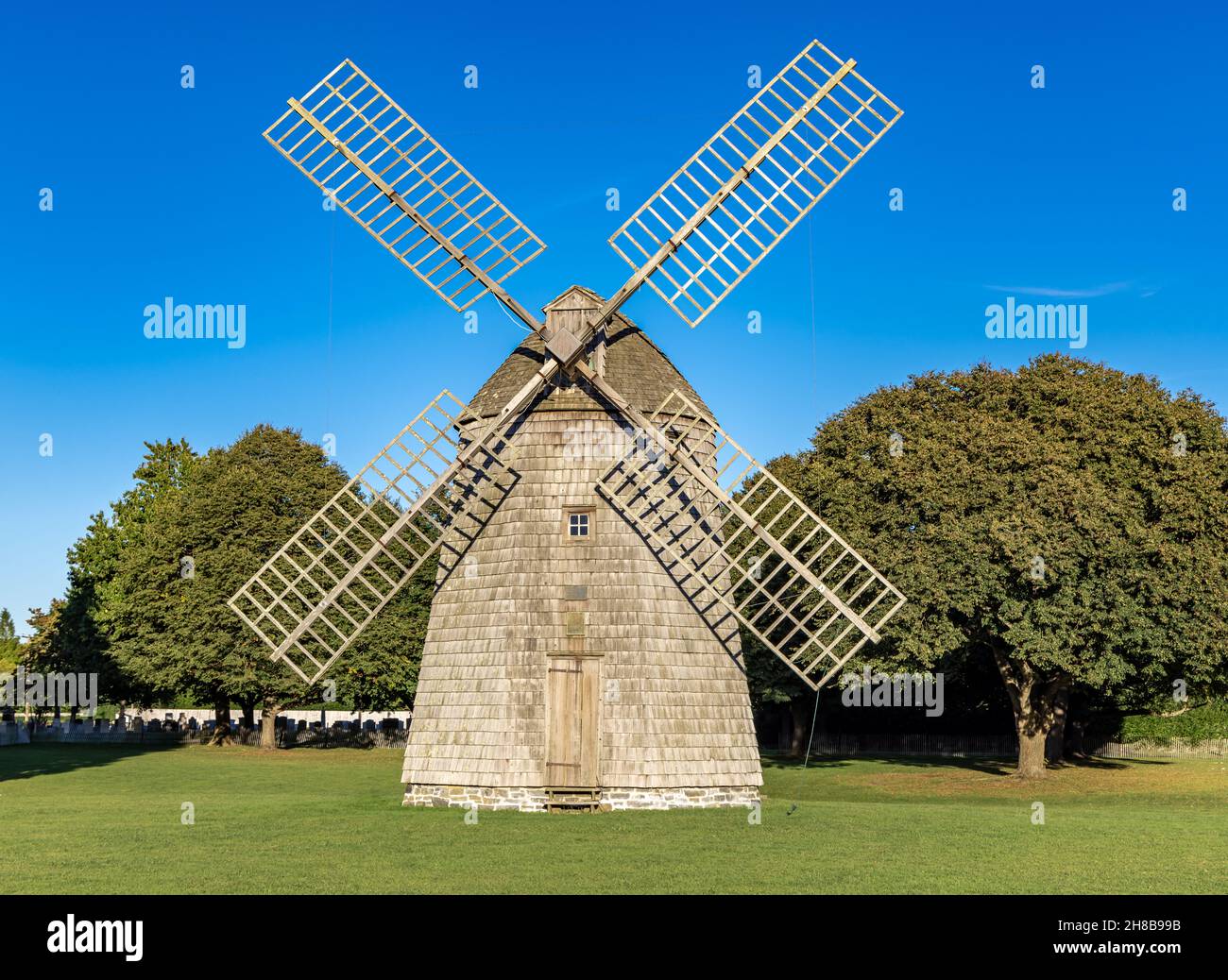 Corwith Windmill in Water Mill, NY Stock Photo - Alamy