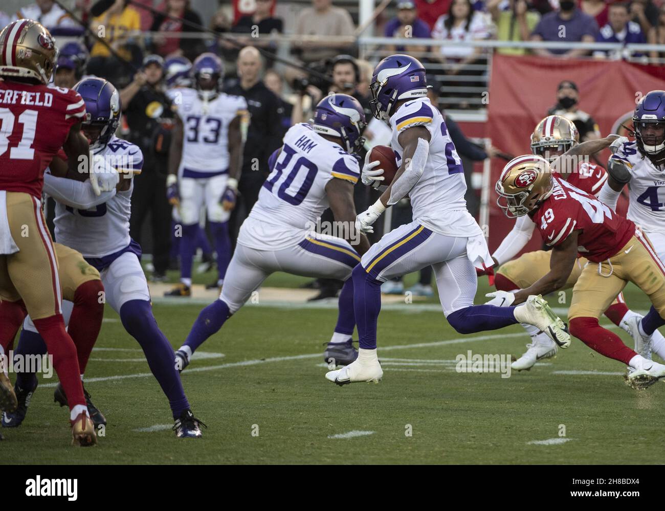 Kickoff return for a touchdown hi-res stock photography and images - Alamy