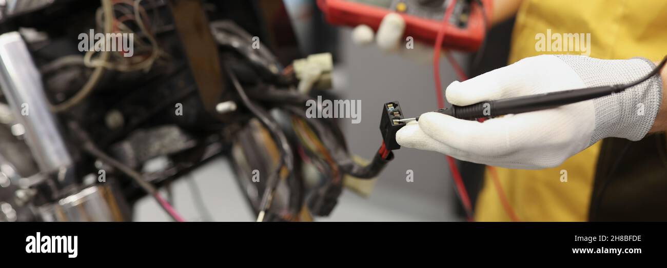 Fault measurement hi-res stock photography and images - Alamy