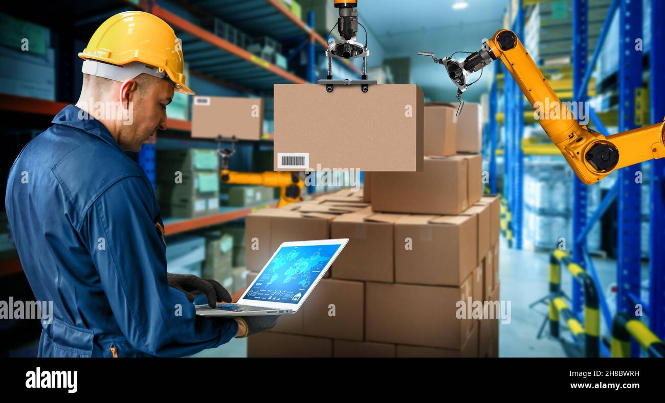 Robotic warehouse systems hi-res stock photography and images - Alamy