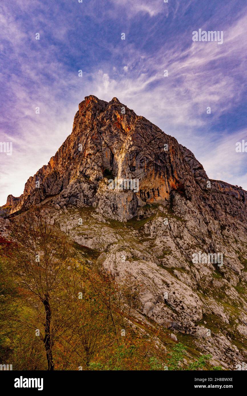 Bulnes, cabrales hi-res stock photography and images - Alamy