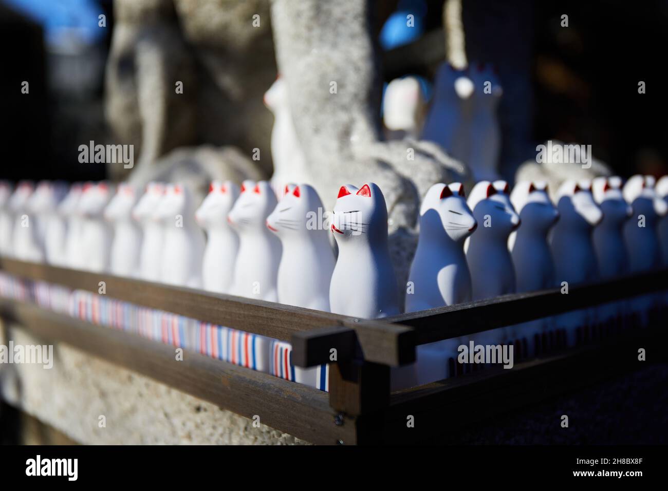 Small fox god figurines (Inari Okami), Mabashi Inari Shrine, Suginami ...